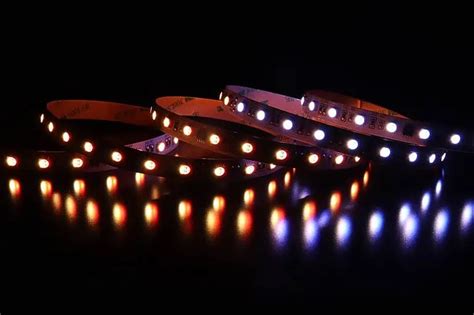 Rgb Vs Rgbw Vs Rgbic Vs Rgbww Vs Rgbcct Led 灯条：综合指南