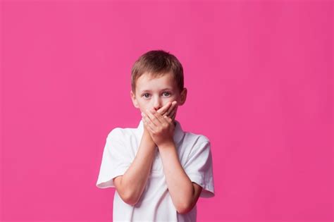 Spiace Dziecko Zdjęcia Darmowe Pobieranie Na Freepik