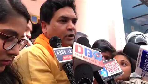 Kapil Mishra As He Hands Over 1 Crore Collected By Him To Rinkus
