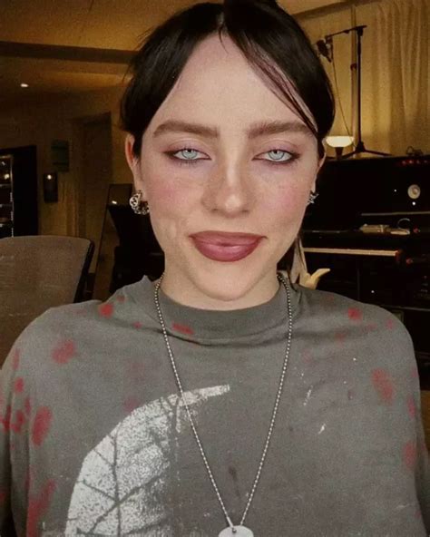 Chat With Billie Alish Nsfw Enjoy Free Unrestricted Ai Character