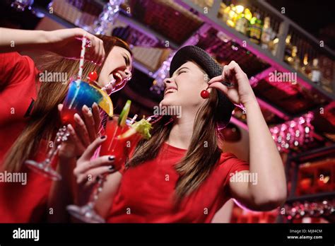 Two Drunk Girls Telegraph