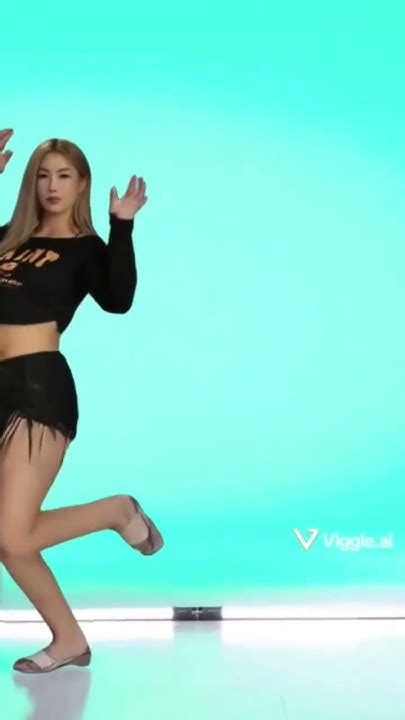 📢 Ai 활용으로 더 강력한 콘텐츠 제작 영상 속 주인공이 Ai로 변신 Ai 크리에이터 시대 당신도 가능 👉 Ai 활용법은 돈플러스ai 채널 돈플러스ai