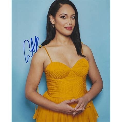 Cynthia Addai Robinson Autograph