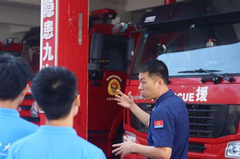 薪火暑期实践队赴南充市高坪区江东大道消防救援站开展暑期社会实践 西南石油大学 南充校区