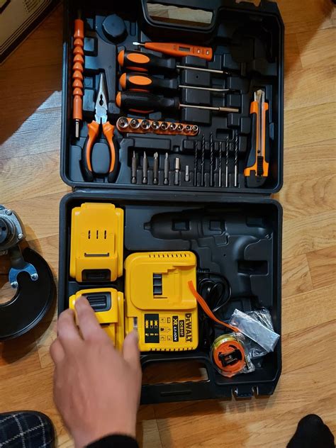 DeWalt DCD771