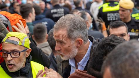 Angry Crowds Hurl Mud And Insults At King Of Spain As He Visits Town