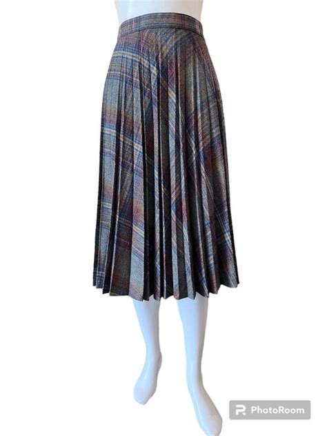 Vintage Pleated Long Skirt Gem