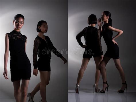 Grupo De Irm Mais Nova Mais Idosa Adolescente Asi Tica Foto De Stock Imagem De Amigos Salto