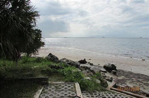 360 Crystal Beach Ave Palm Harbor Fl 34683 Mls U8103473 Redfin