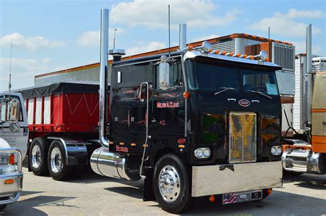 Peterbilt 352 Peterbilt Trucks Cab Over