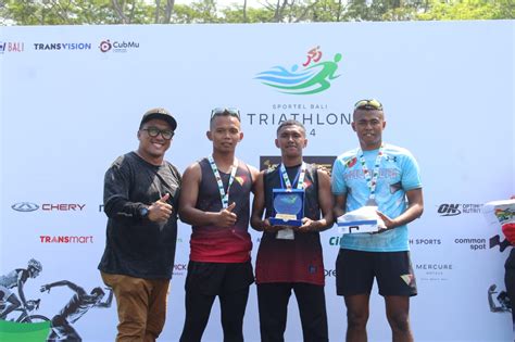 Prajurit Kodam IX Udayana Juara Di Event Internasional Bali Triathlon