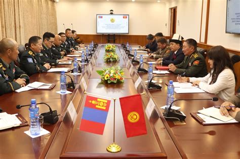 ЗХЖШ ЫН ДАРГА ХОШУУЧ ГЕНЕРАЛ Зэвсэгт хүчний Жанжин штаб