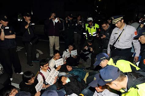 華光明再拆 江宜樺官邸陳情被驅 苦勞網