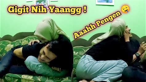 Prank Pacar Gigit Telinga Eh Malah Youtube