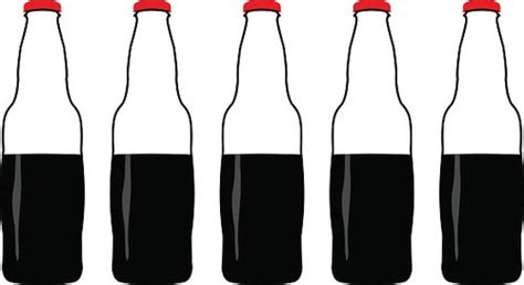 Botellas Medio Llenas De Cola Vector Libre De Derechos FreeImages