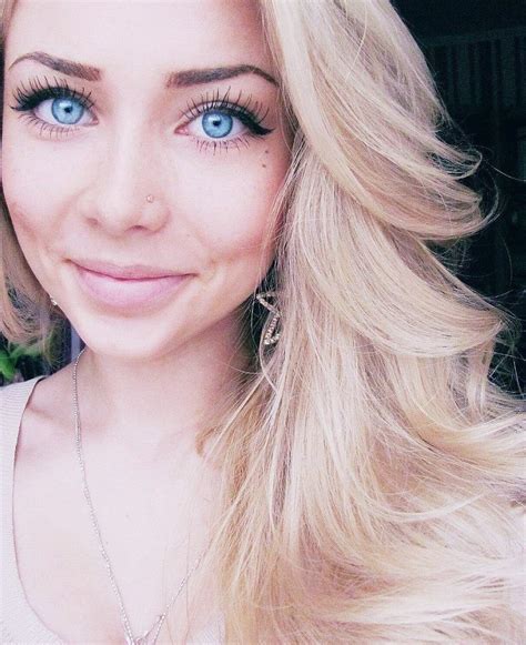 Девушка блондинка с голубыми глазами 53 фото