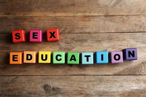 IL MINISTRO VALDITARA EDUCAZIONE SESSUALE NELLE SCUOLE