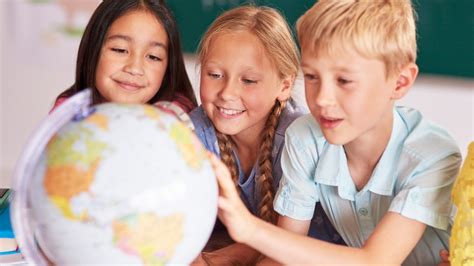 Programming Education Development In Europe And American