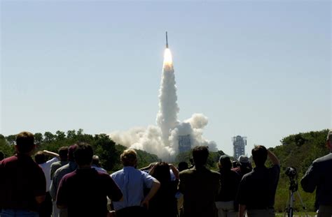 Nasas Mars Odyssey Orbiter 20 Historic Years Of Mapping The Red Planet