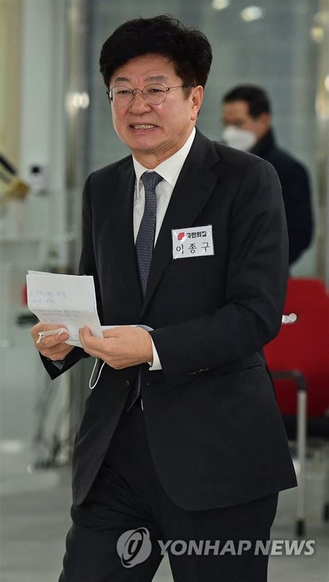 서울시장 공천 신청자 면접 마친 이종구 전 의원 연합뉴스