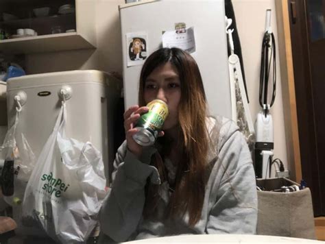 コロナ禍、家で1人飲みコールし気づく。「私は大好きな人と飲む酒が大好きなんだ」｜納言・薄幸の酔いどれコラム 3 Qjweb クイック