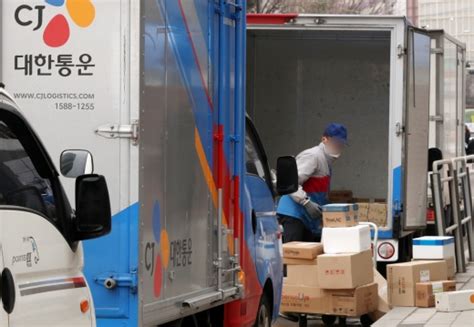 Cj대한통운 택배·이커머스에 웃었다 2분기 영업익 282 ↑ 머니s