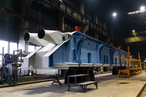 Красноярцам показали оборудование для нового КрАЗа