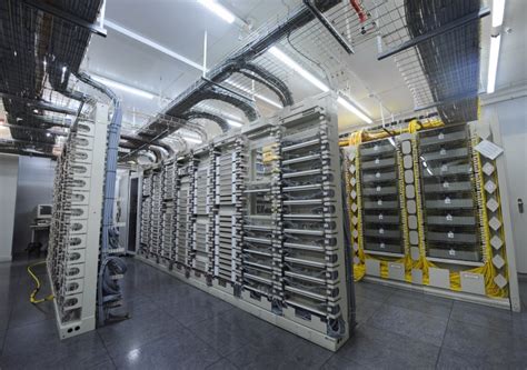High Tech High Rise Opens In Lower Manhattan New York Daily News