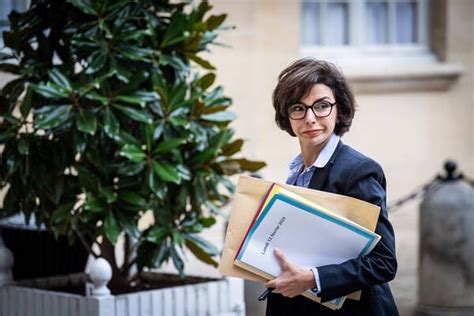 LE REBOUSSIER Attaques de Rachida Dati contre Libération notre