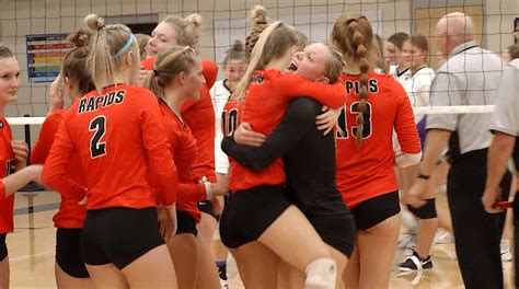 Grand Rapids Volleyball Earns Shutout Win In Class Aaa State