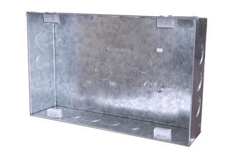 Square 16 Module GI Concealed Metal Boxes For Electrical Fitting At