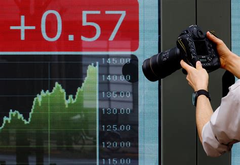 Japan Intervenes To Stop Yen Slide After Boj Holds Rates Super Low