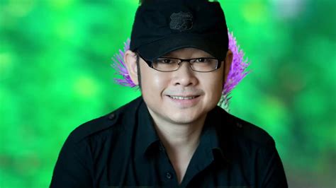 中国好歌曲大全100首经典老歌《微笑》哔哩哔哩bilibili