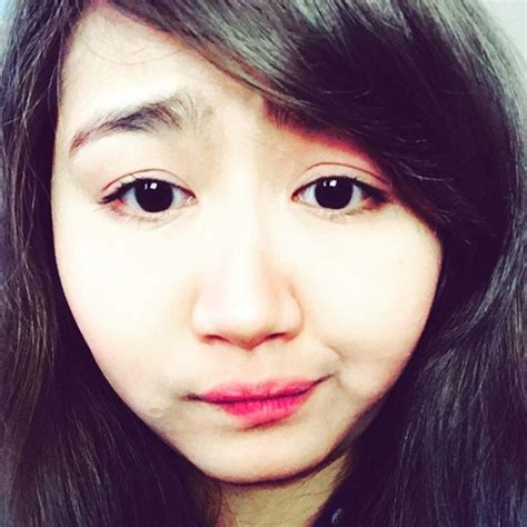 ပြတ်သွားတဲ့ ရည်းစားကို ကျေးဇူးတင်ပါတယ်ဆိုတဲ့ ရတနာဖြူဖြူအောင် Myanmarload