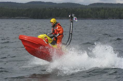 Rescuerunner Anders Lindquist Räddningsenhet På 36 M
