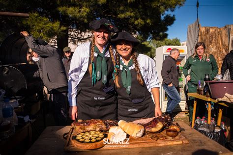 Manuel Abascal Y Ariel Schwab Representantes Del Centro De Día Se Llevaron El Máximo Galardón