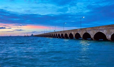 Celestún Puerto Turístico Y Exportador De Sal En Yucatán