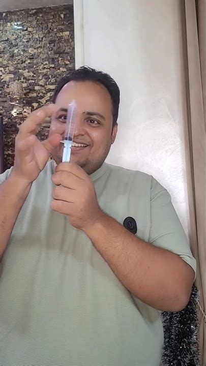 لما ابوك يديك الحقنه بالعافيه😱😱 Funny Memes Humor Reaction