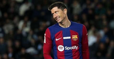 Robert Lewandowski Sends Out Message After Barcelonas Defeat To Girona