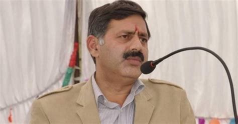 घुमारवीं से विधायक और सरकार में मंत्री राजेंद्र गर्ग तथा उनके