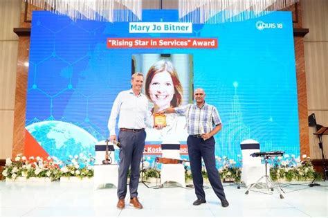 Kaisa Koskela Huotari On Linkedin ⭐️mary Jo Bitner ”rising Star In Services”⭐️ I Had The