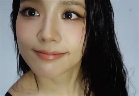 Jisoo Dyson Shoot Behind Blackpink Photos Blackpink Dyson