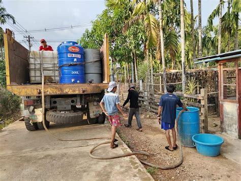 ခမောက်ကြီးမြို့တွင် စေတနာရှင်များက သောက်သုံးရေများ လှူဒါန်းပေး Information And Public