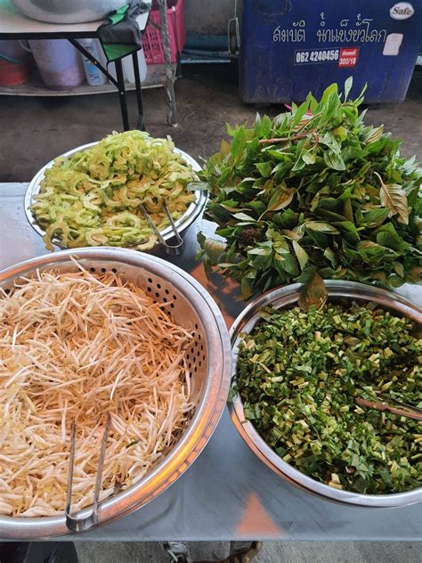 รูป ที เอ็น ก๋วยเตี๋ยวไก่มะระบุฟเฟ่ต์ไม่อั้น ตลาดสมบัติบุรี