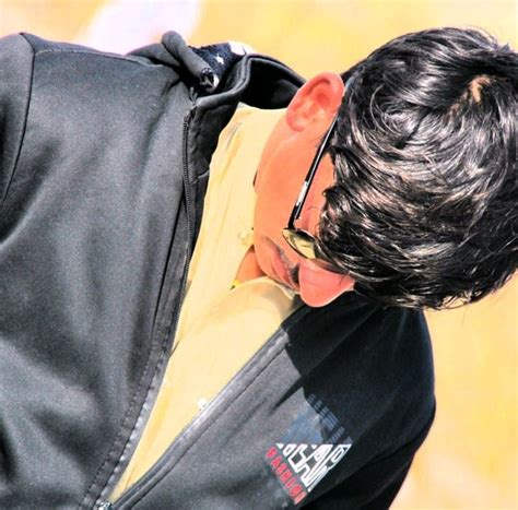 اخ جانان مے لارو