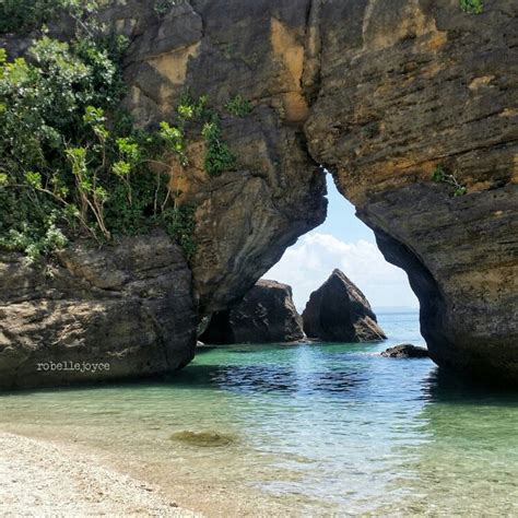 Ungab Rock Formation Mongpong Island Marinduque Philippines