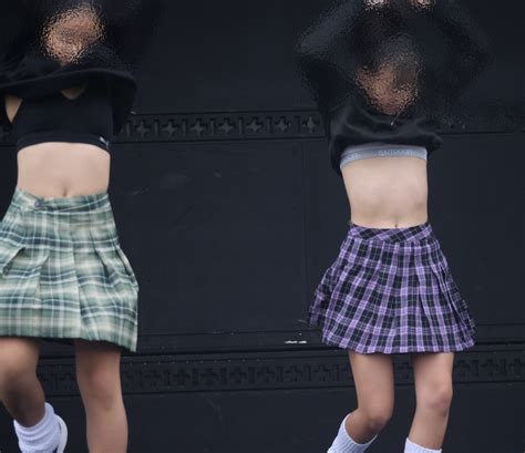 4k動画 ダンス女子15：hagaizime｜腕を振り上げてブラトップ全開！チェックミニ＆ルーズソックスなjcダンサーズ│チラリ部
