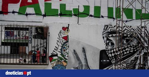 Dezenas de pessoas manifestam em Lisboa apoio à resistência palestiniana DNOTICIAS PT