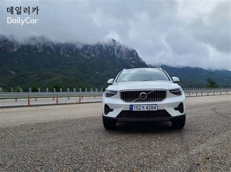 [시승기] 미니멀 라이프스타일에 어울리는 도심형 Suv 볼보 Xc40 B4