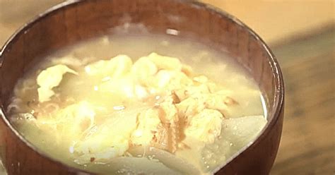 《家事ヤロウ》新玉ねぎと玉子のたまたま味噌汁（リアル家事24時：和田明日香） Daily Cookbook